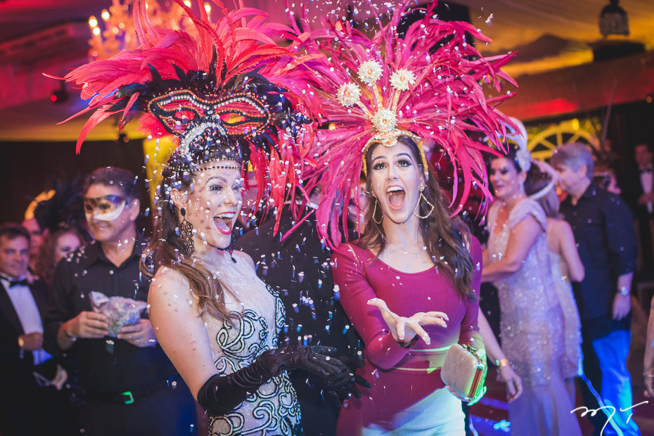 Black Mask marcou a noite cearense com o luxo dos tradicionais bailes ...