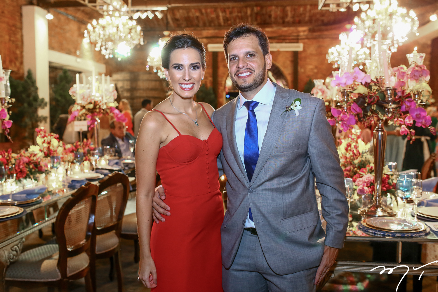 Fernanda Levy e Omar Macêdo trocam alianças em cerimônia emocionante ...