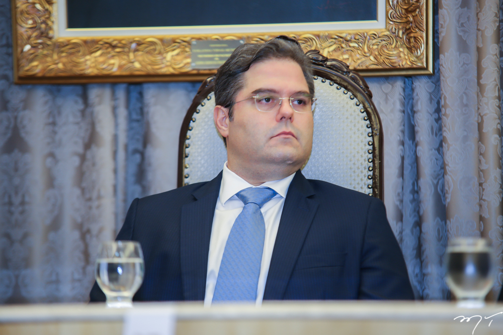 Edson Queiroz Neto e Paula Frota são os novos membros beneméritos da ...