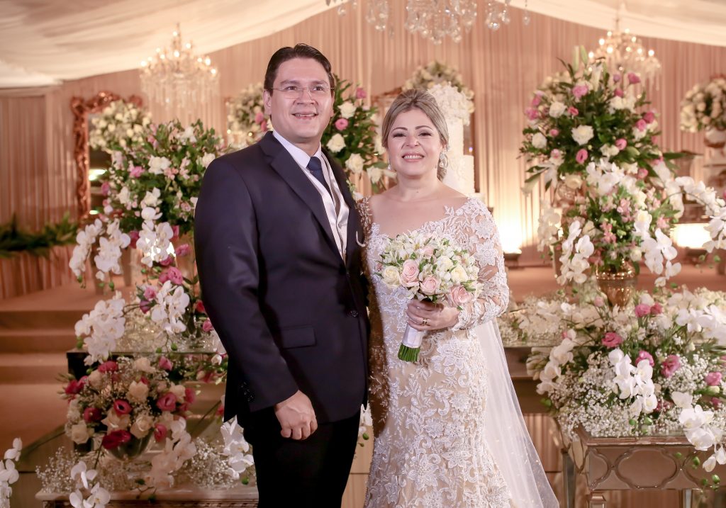 Andrea Lucena e Daniel Machado selam união no Ilmar Gourmet; veja fotos ...