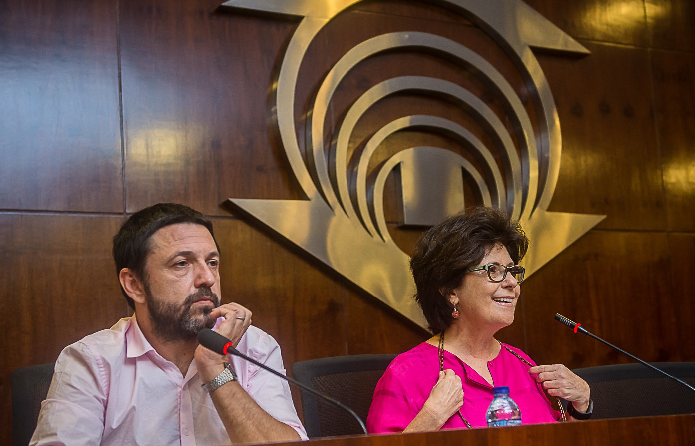 Neide Duarte compartilha sua experiência e histórias no jornalismo ...