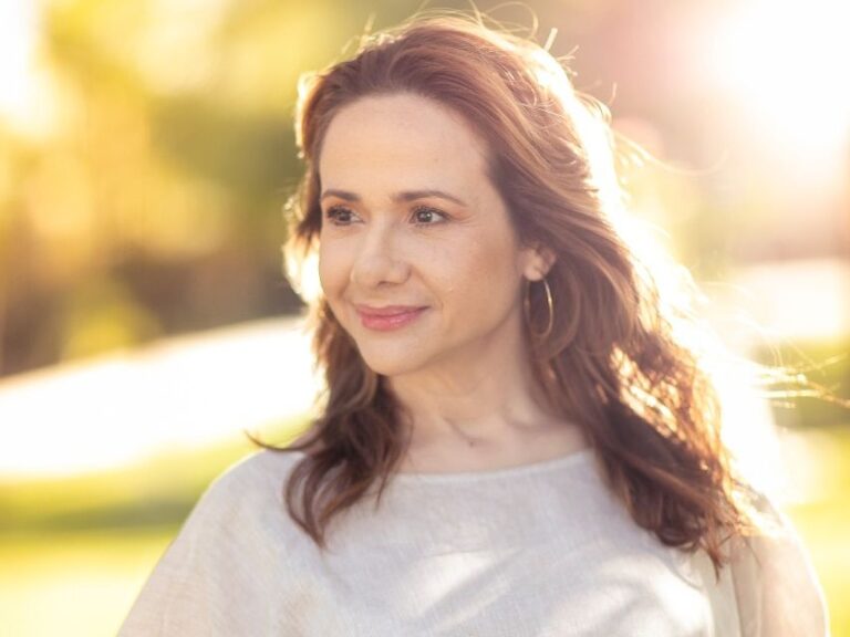 Fernanda Farias lança livro sobre criatividade para todas as áreas