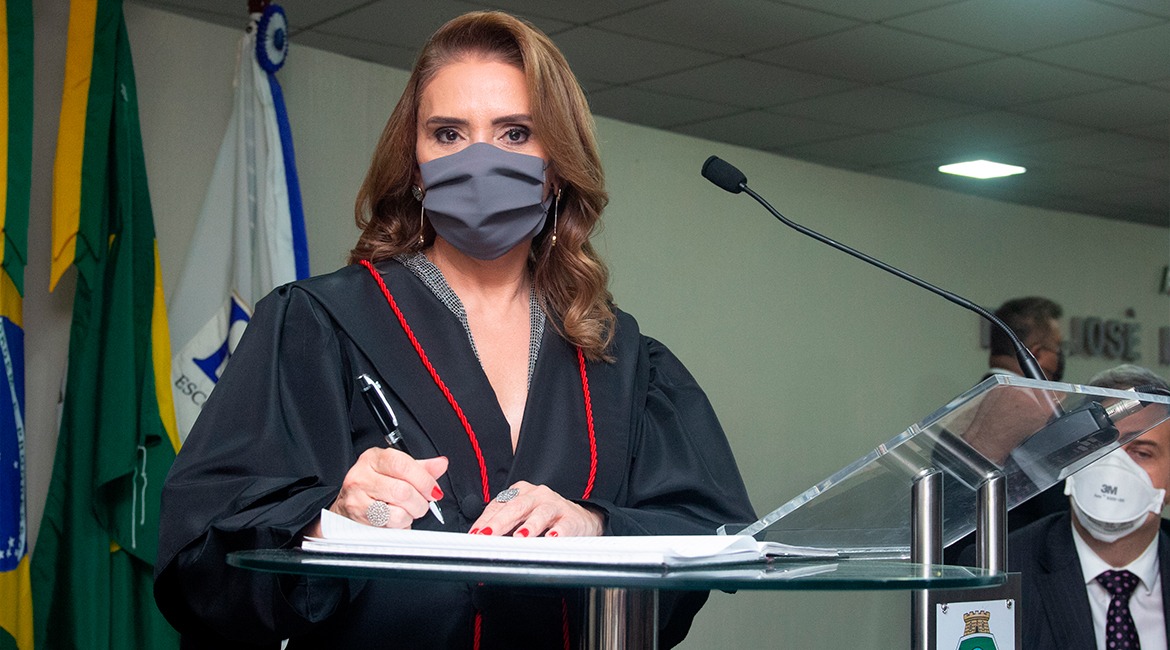 Joriza Magalhães Pinheiro toma posse como nova desembargadora do TJCE