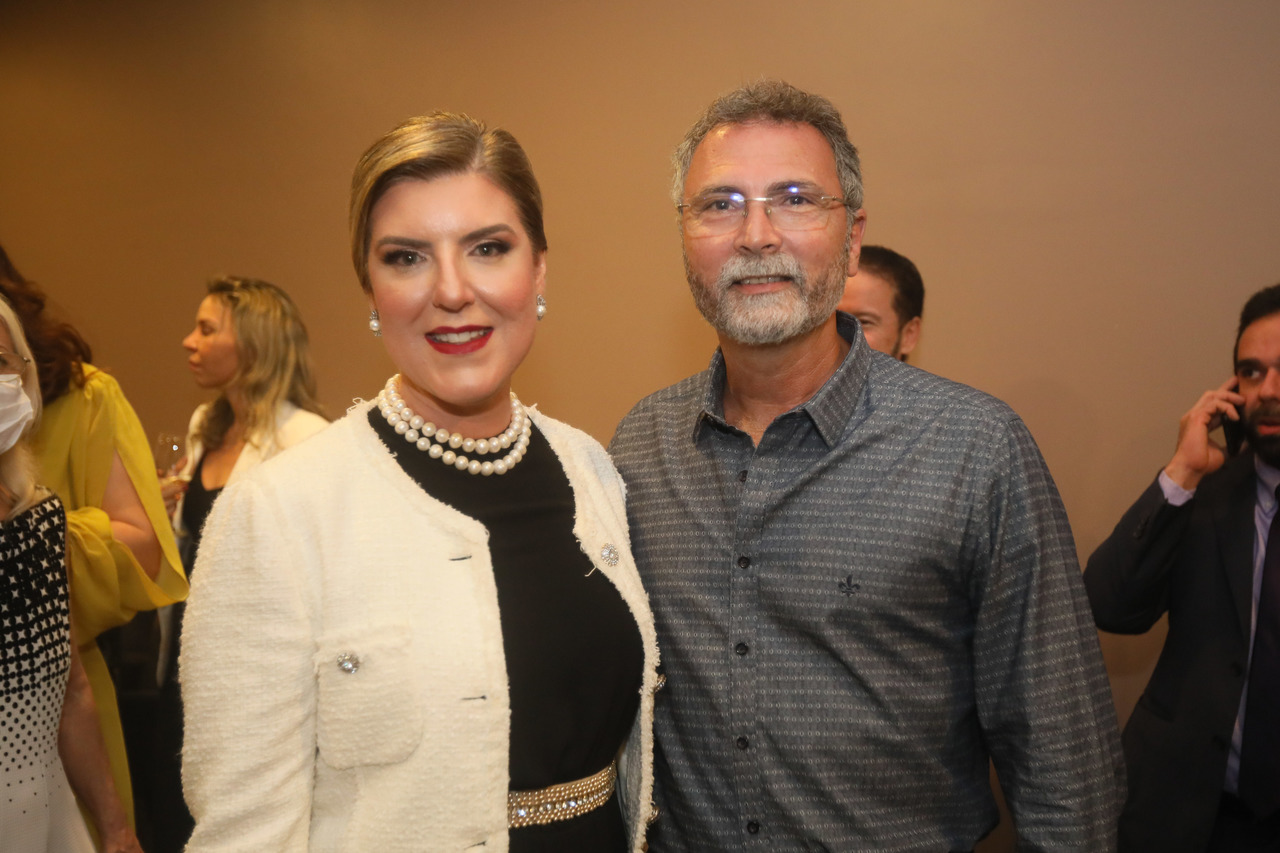 Carla Sofia comanda inauguração de pool de escritórios de advocacia