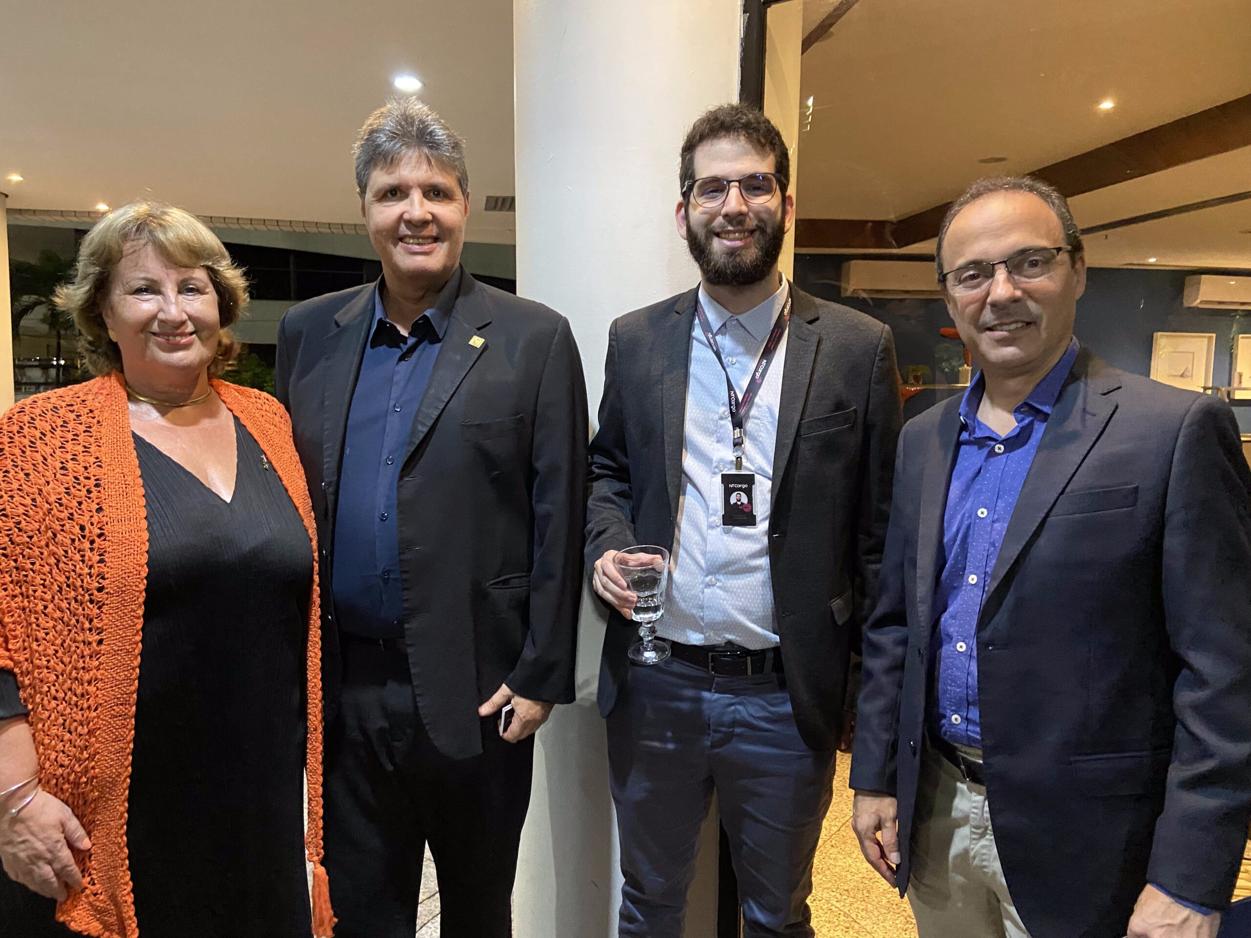 Annette Reeves e empresários holandeses celebram acordo 'Green Ports ...