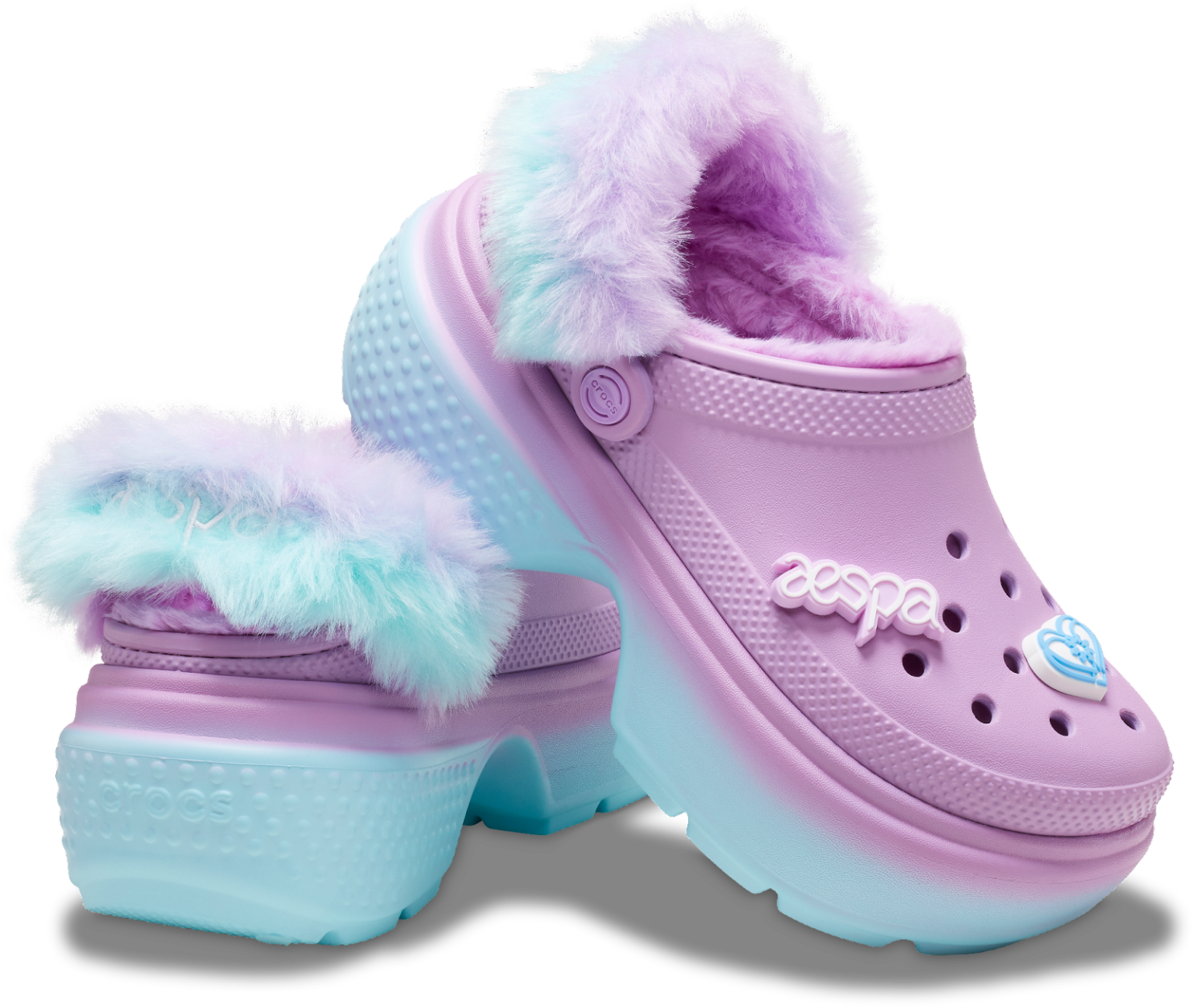 Crocs lança collab inédita com o grupo de k-pop Aespa