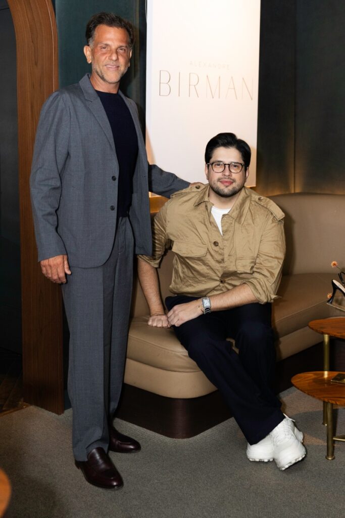 Alexandre Birman dá início à NYFW com jantar intimista e apresentação ...